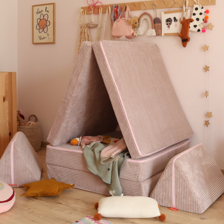 Funzy Spielsofa - Kameleon Raumkonzepte GmbH & Co KG